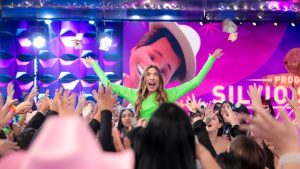 Programa Silvio Santos celebra o Carnaval com Carlinhos Brown no Qual é ...